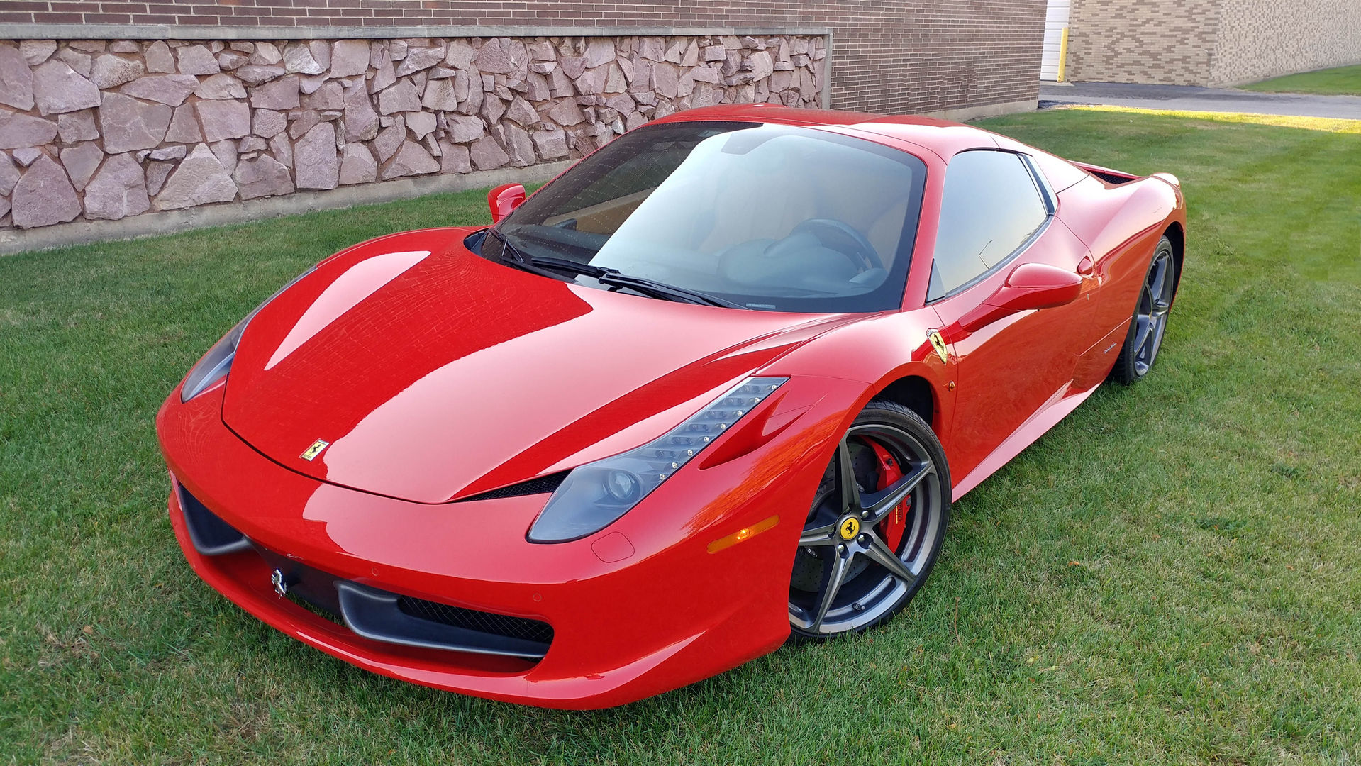 Ferrari 458 Spider Pink